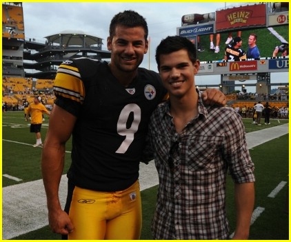 taylor-lautner-dan-sepulveda-01